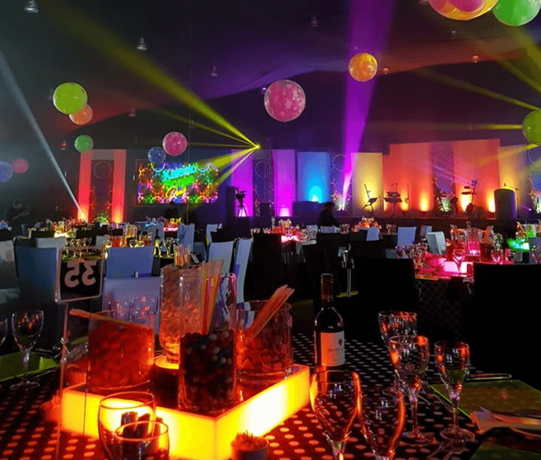 MIRROR BOXES | LED Decor - Engineered Ambiance